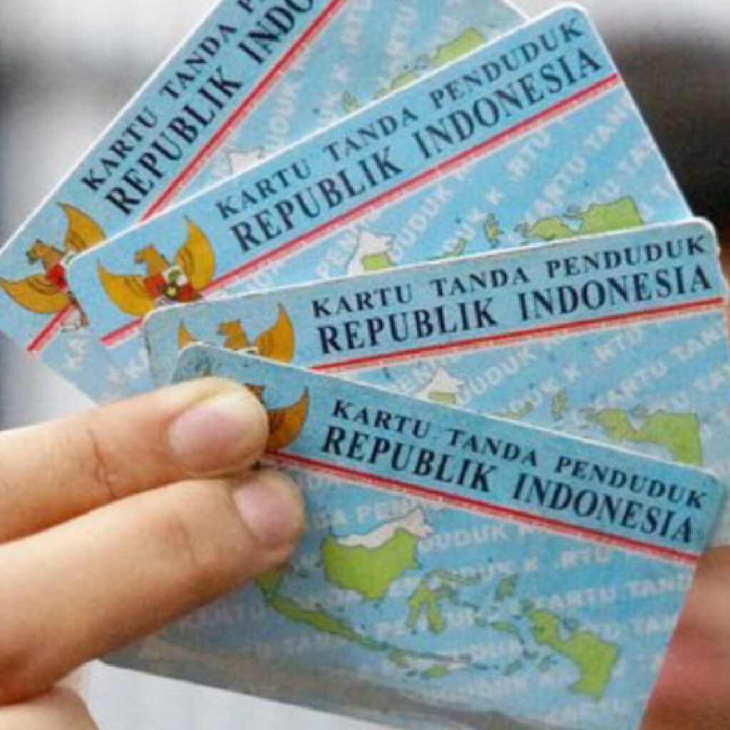 BAGAIMANA SIH CARA MENCETAK KTP - Produsen Cetak Kartu PVC Standar ATM ...